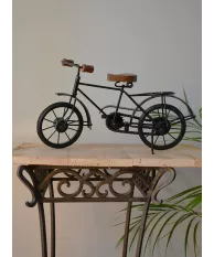Vélo de décoration en métal et bois